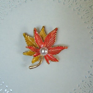 Leaf Magnet - Autumn Leaf Magnet - Repurposed Jewelry - Refrigerator ...