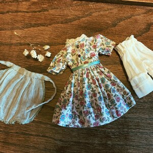 DIGITAL DOWNLOADABLE Sewing Pattern for Hitty & Blythe Dolls | PINTUCK ...