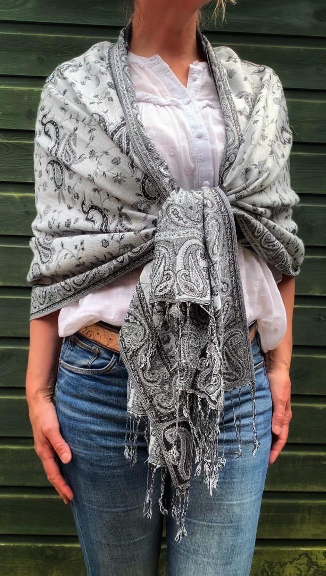 FINAL ONE LEFT - Soft Paisley Shawl in Black & Grey | Lightweight ...