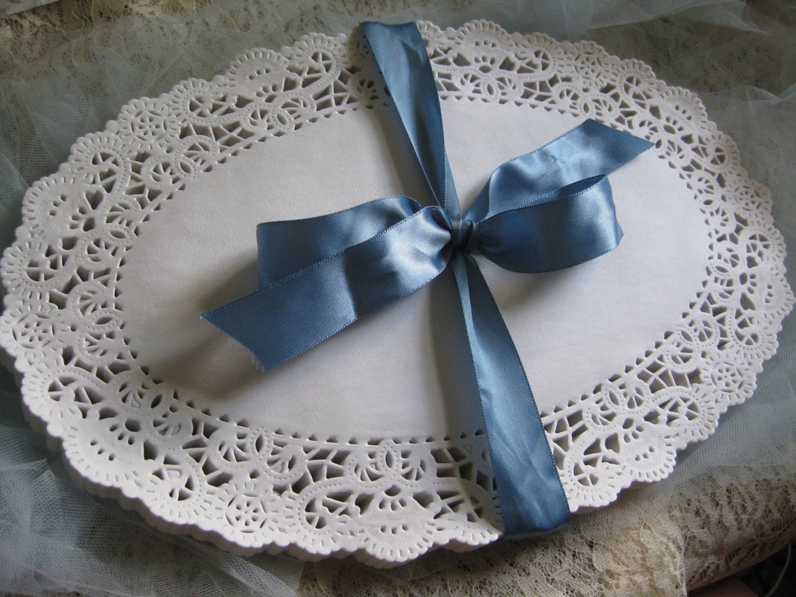 8 X 12 Inch Oval White Paper Lace Doily Elegant Scroll | Etsy