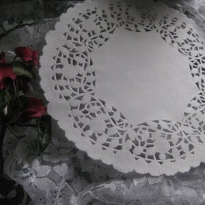 9 Inch White FLORAL FANSTASY LACE Paper Doily 25 Pcs - Etsy