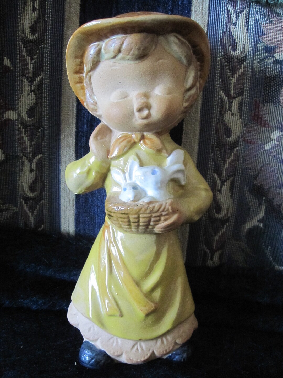 Vtg Lego Girl Bonnet Bunny Rabbit Porcelain Terracotta Figurine Japan 8 ...