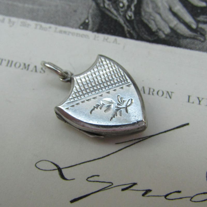 Shield Locket - Etsy