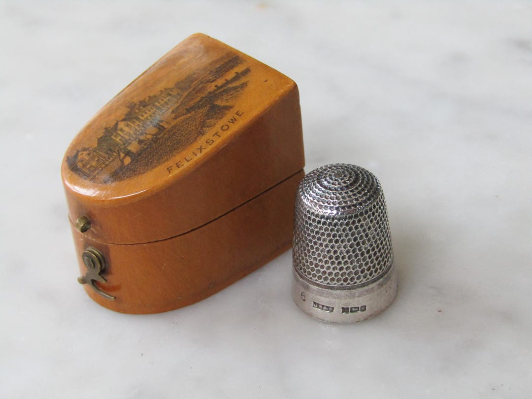 Thimble Case Mauchline Ware Victorian " FELIXSTOWE " & Thimble (FF1E ...