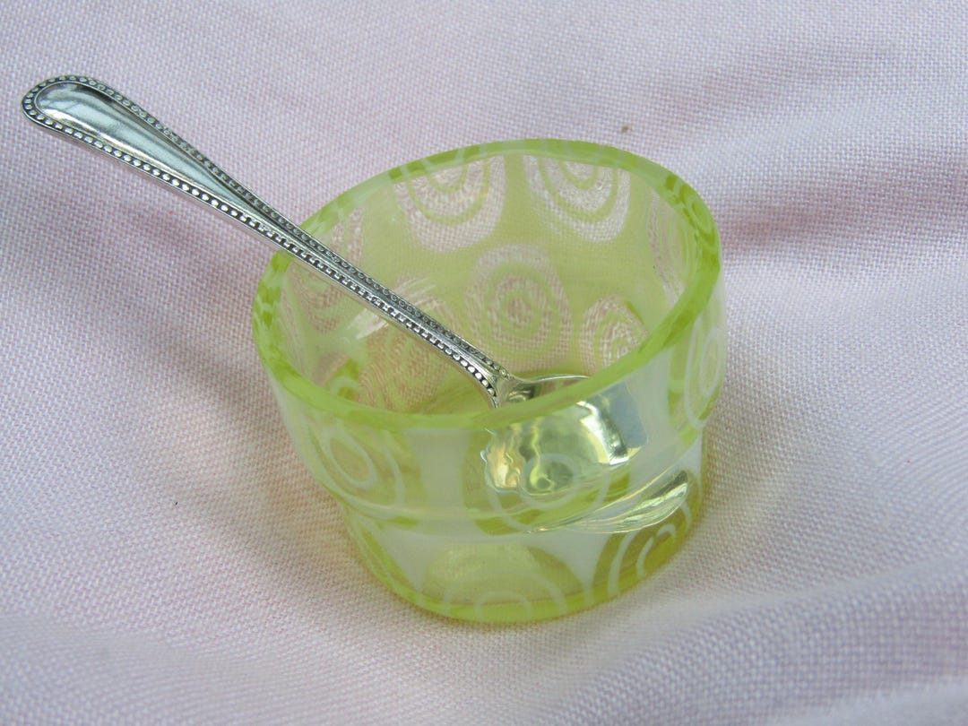 Spoon Silver Plated & Vaseline Glass Pot (F2BE) - Etsy