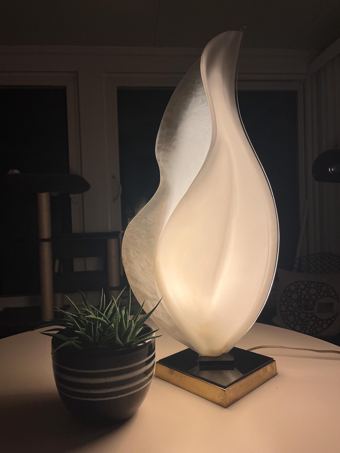 Gorgeous Vintage 70s Maison Rougier Canada Acrylic Teardrop Table Lamp ...