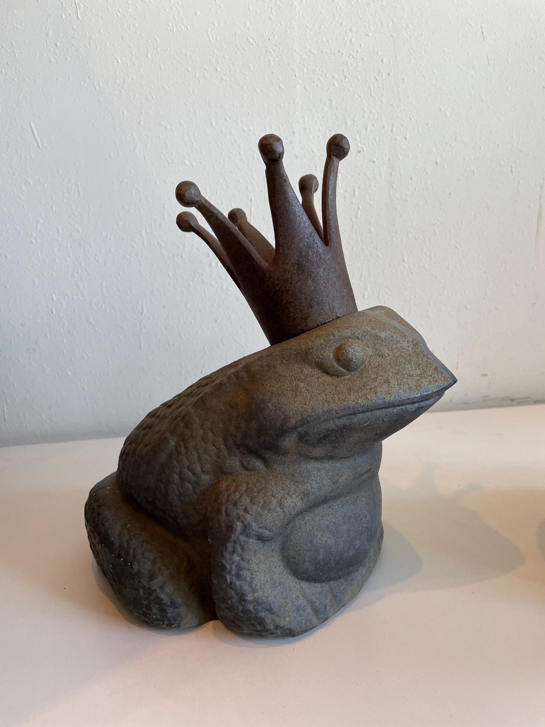 Cast Iron Frog Statue – Vintage Garden Décor (sold Individually) - Etsy