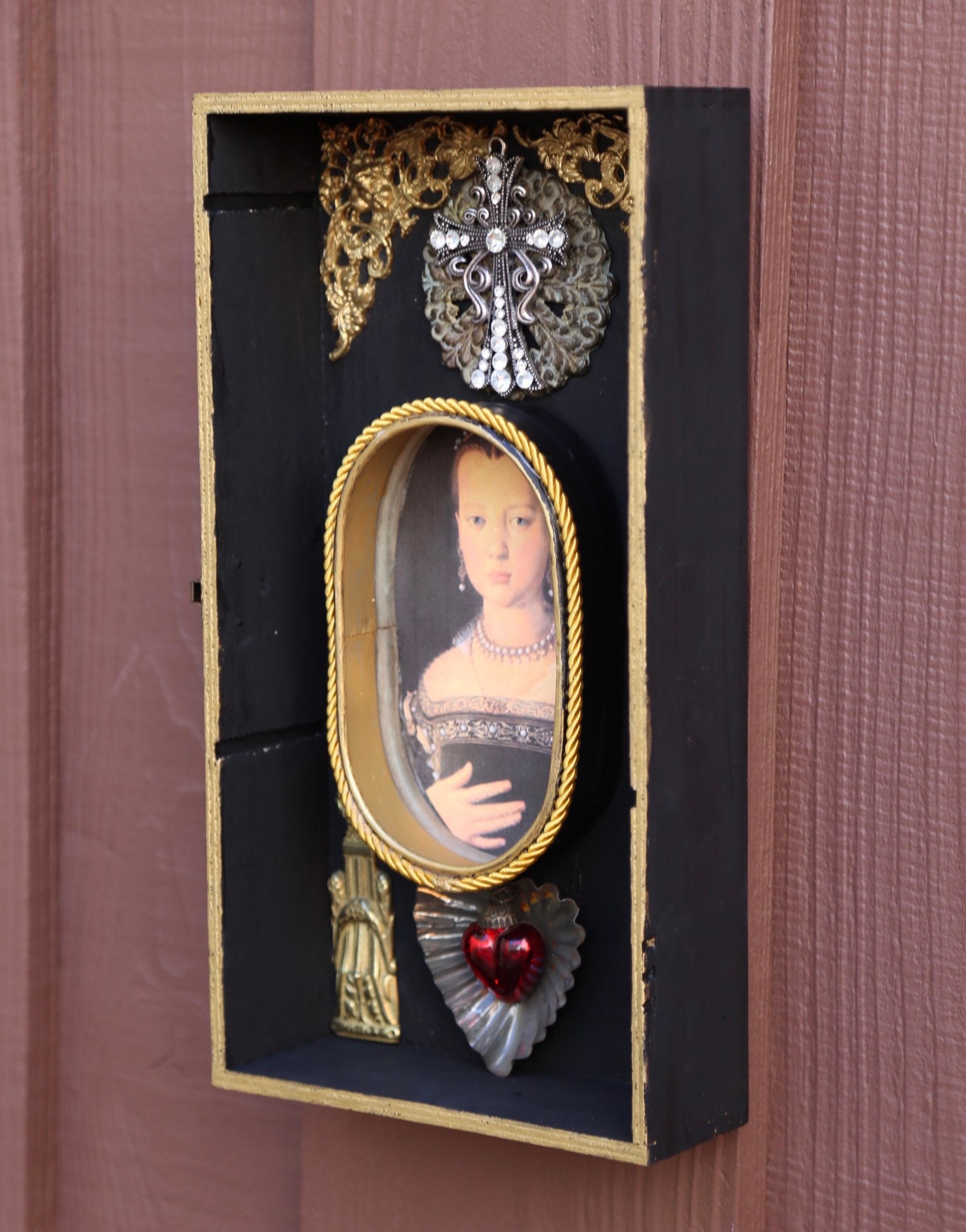 The Queen Found Object Assemblage Art Shadowbox - Etsy
