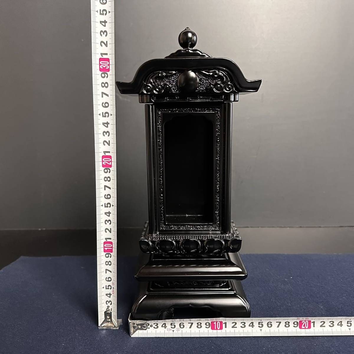 Buddhist Alter Japanese Room Shrine Black Tile Memorial Prayer Temple ...
