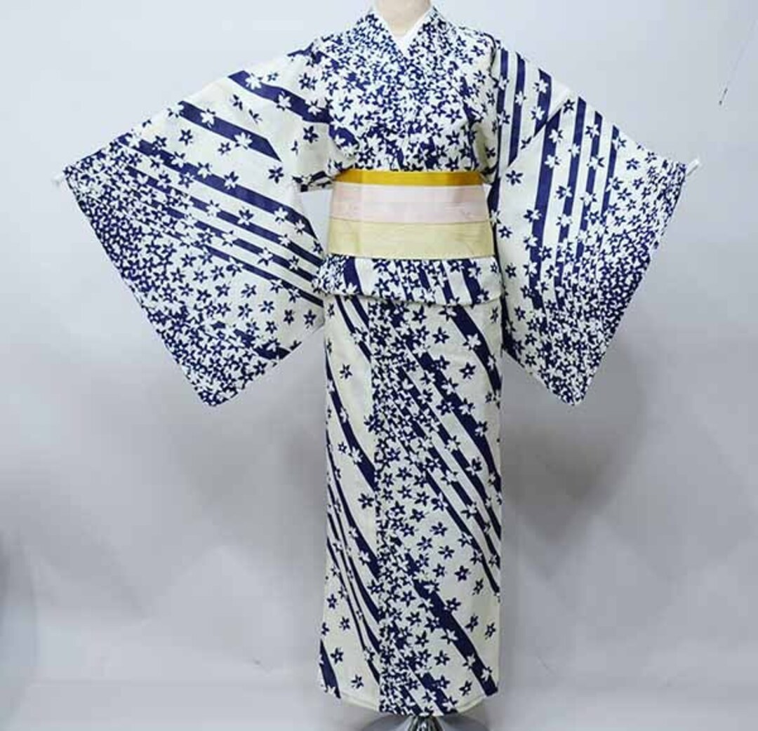 White Yukata Cotton Kimono Japanese Robe, Yukata From Japan, Cotton ...