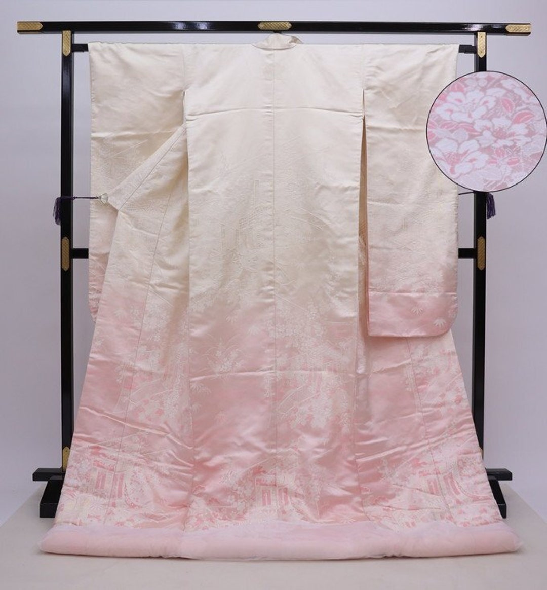 Uchikake Kimono, White Wedding Kimono, Japanese Kimono Robe, Japanese ...