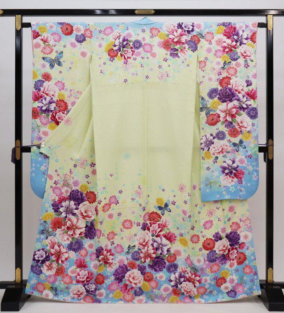 Furisode Kimono, Silk Furisode, Wedding Kimono Floral, Japanese Dress ...