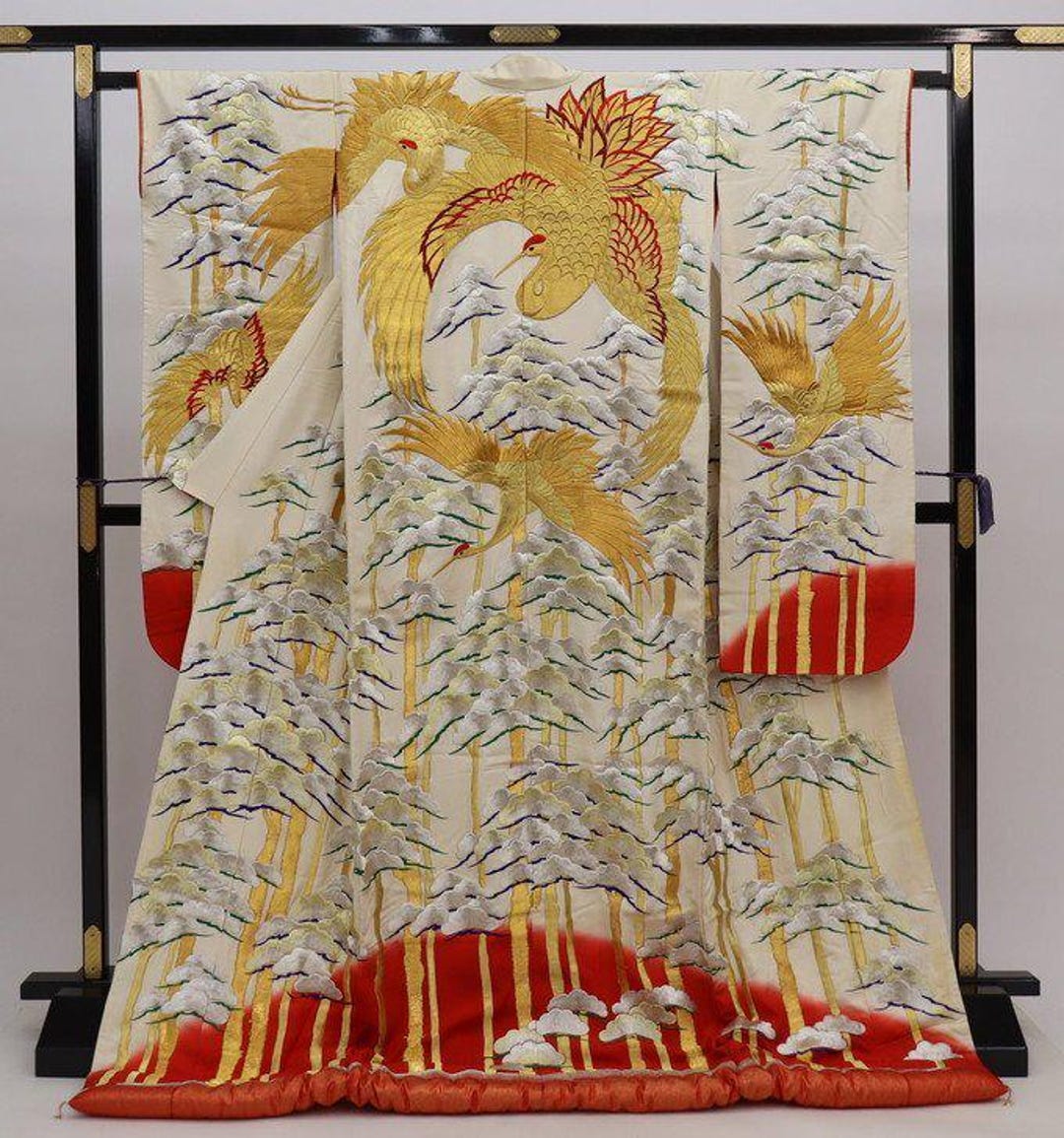 Uchikake Kimono, White Wedding Kimono, Japanese Kimono Robe, Japanese ...