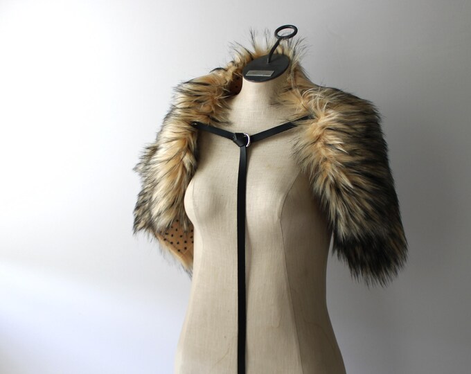 Cream Black Wolf Fur Shoulder Pelt Drape Slim Leather Strap, Imitation ...