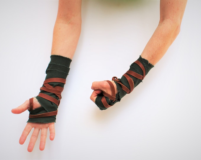 Distressed Cotton Leather Hand Wraps, Primitive Drab Green Fist Wraps ...