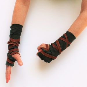 Distressed Woodland Green Cotton Hand Wraps, Primitive Leather Fist ...