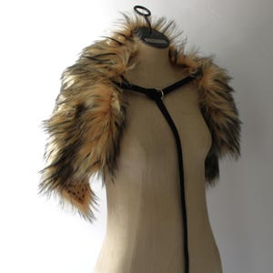 Cream Black Wolf Fur Shoulder Pelt Drape Slim Leather Strap, Imitation ...