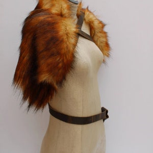 Red Fox Pelt Fur Mantle Leather Chest Strap, Fur Shoulder Drape, Black ...