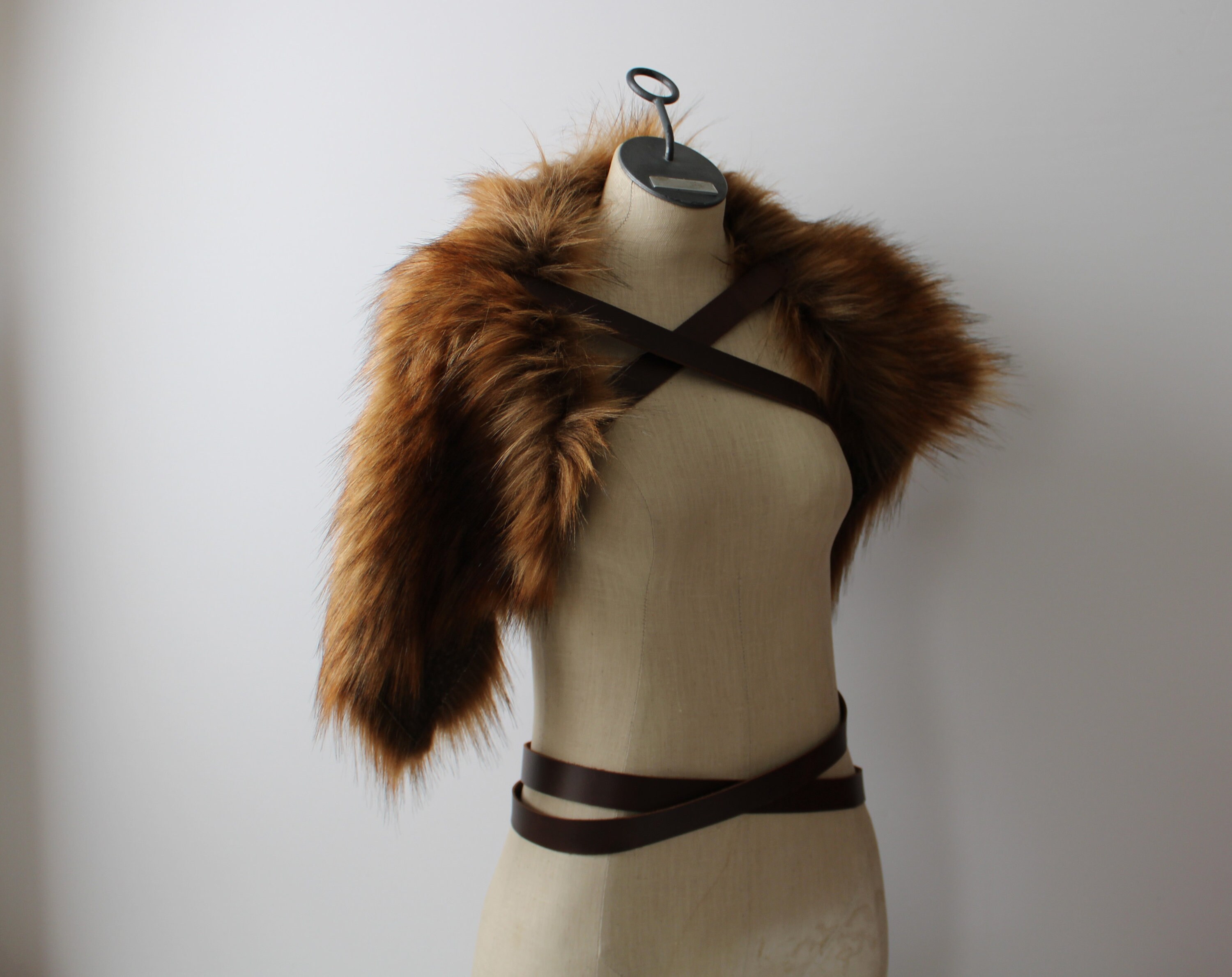 Chestnut Faux Wolf Fur Pelt, Leather Barbarian Shoulder Cowl - Etsy