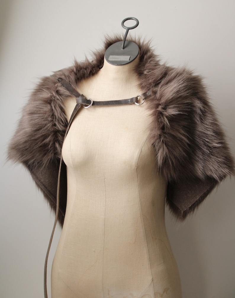 Evening Gray Wolf Fur Mantle Thin Leather Strap Barbarian Fur - Etsy