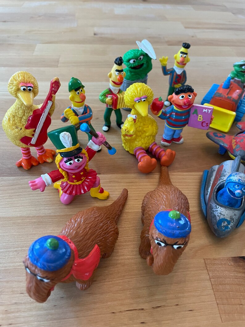 Vintage 1980s Set of Sesame Street & Muppet Characters Die Cast Set of ...
