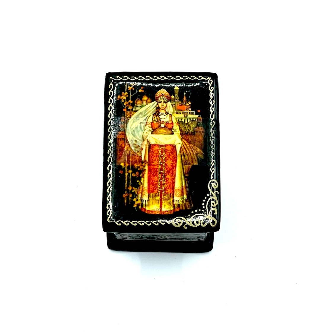 Russian Soviet Union Lacquered Palekh Box, Vintage Black Lacquered ...