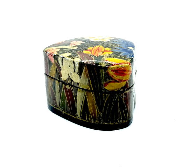 Vintage Kashmir Papier Mache trinket box, handmade he… - Gem