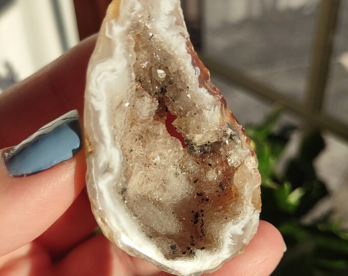 Agate Ocos Geode the Stone of Grounding and Balance, Agate With Druse ...