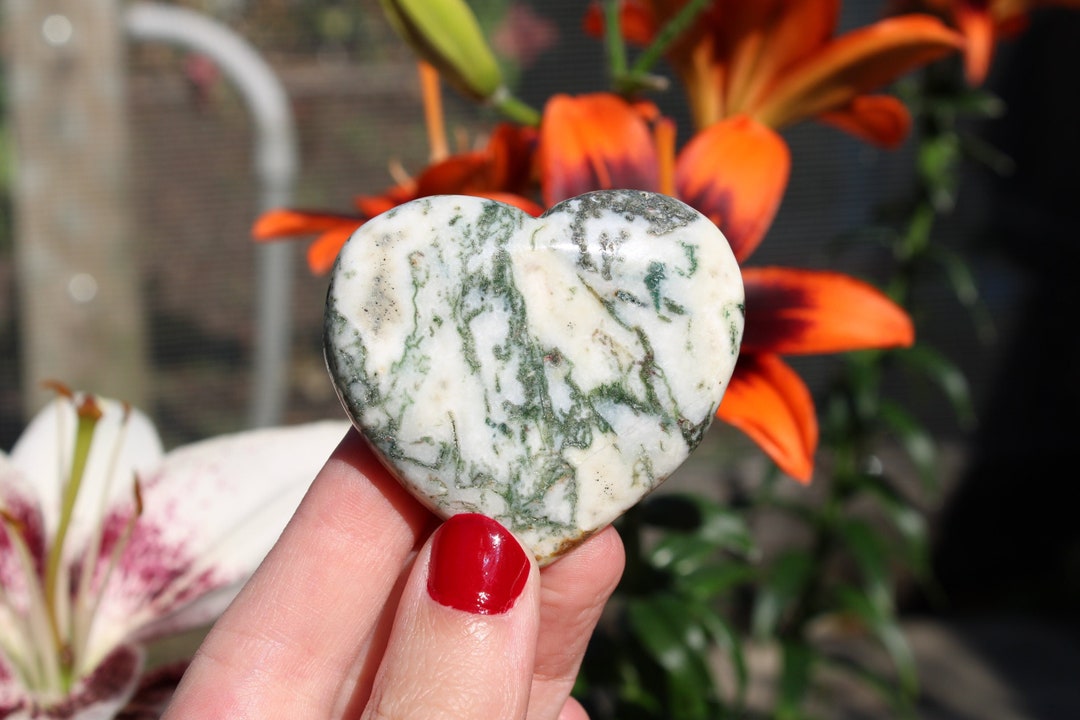 Tree Agate Heart Stone, the Bringer of Calmness and Tranquility, Worry ...