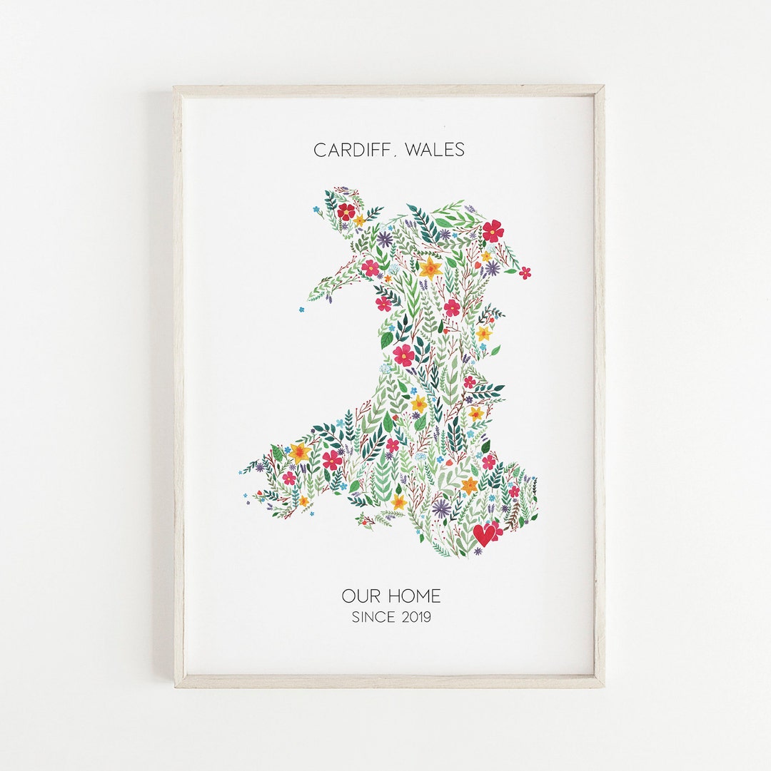 Personalised Floral Map of Wales, Map Blodeuog O Gymru Wedi Ei ...