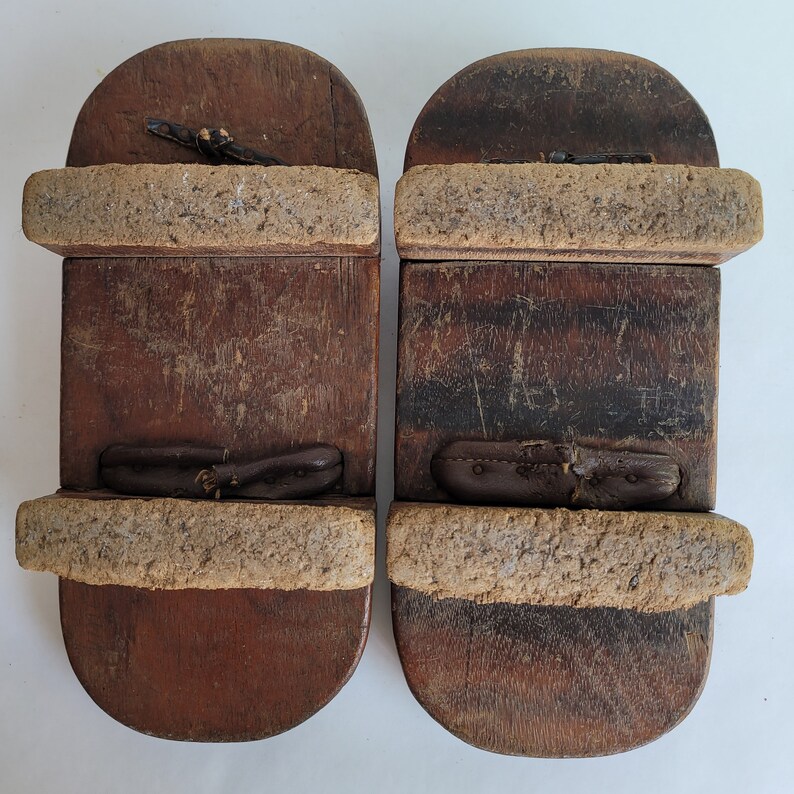 Wood Flip Flops Hawaiian Decor Tropical House Tiki Style Geisha Girl ...