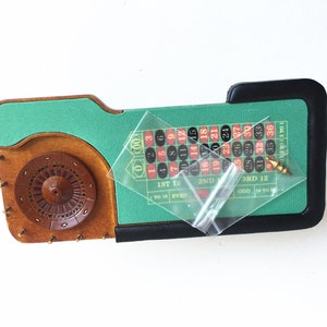 Miniature Roulette Casino Wheel Play Game for Dollhouse 1:12 Scale Bet ...