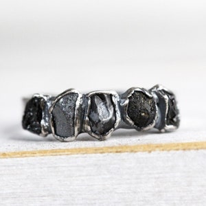Shadow Work Ring - Guide Stone Jewelry - Crystals for Shadow Work - Etsy