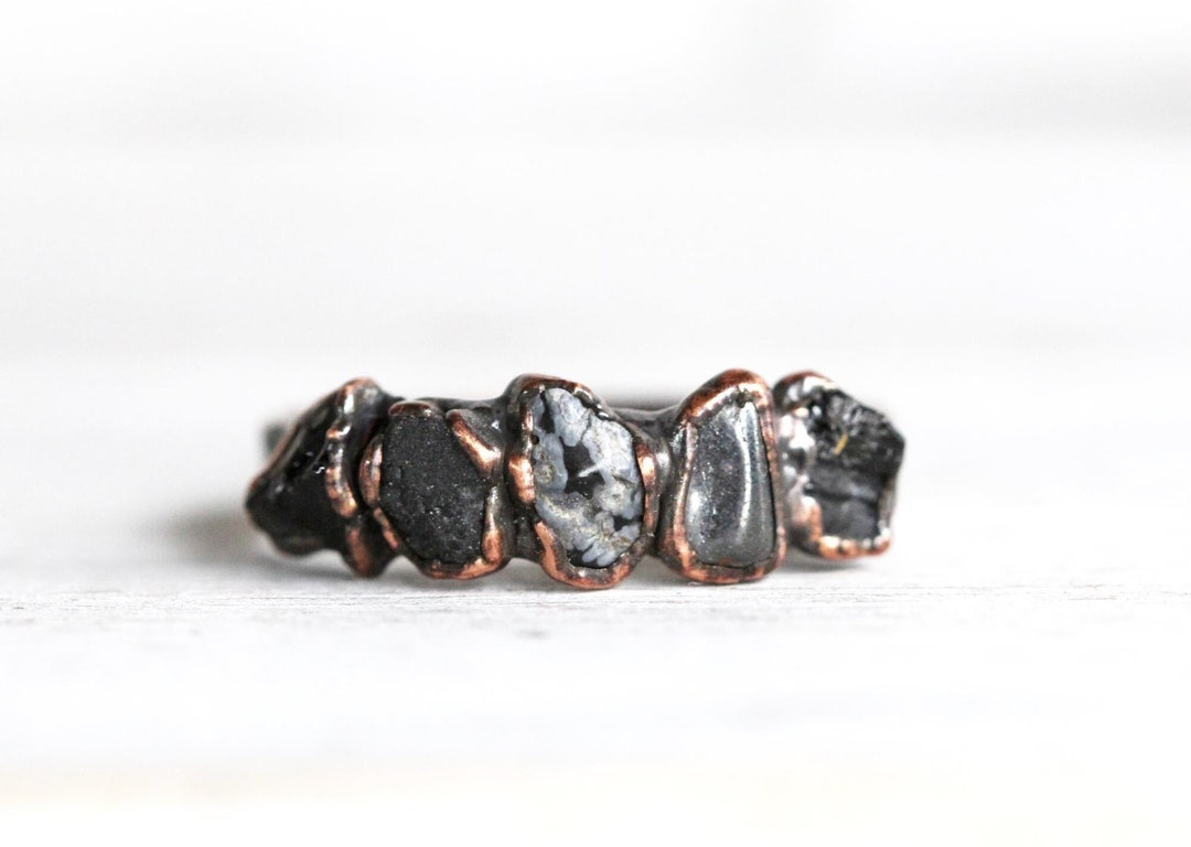 Shadow Work Ring - Guide Stone Jewelry - Crystals for Shadow Work - Etsy