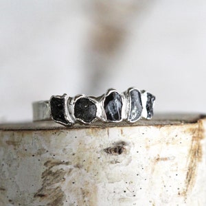 Shadow Work Ring - Guide Stone Jewelry - Crystals for Shadow Work - Etsy