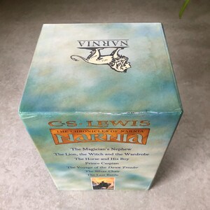 THE CHRONICLES of NARNIA Vintage Book Set - Etsy