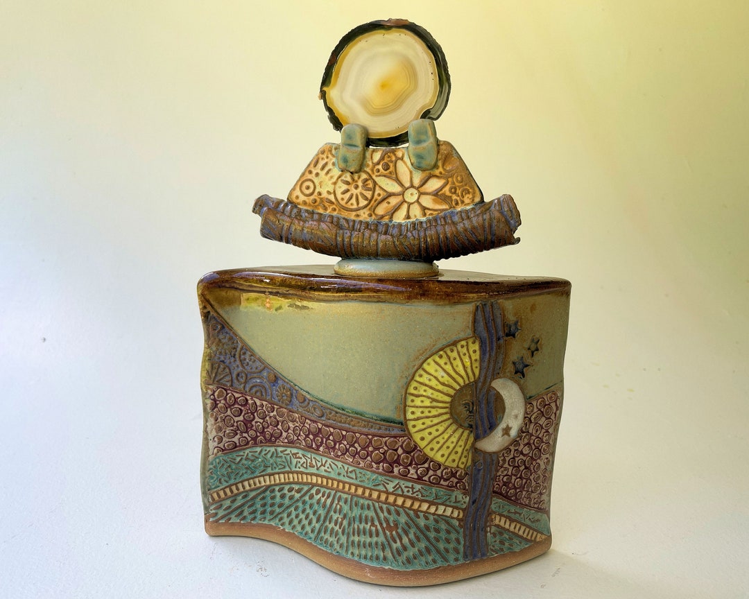Sun and Moon Pottery Vase With Agate Lid - Etsy