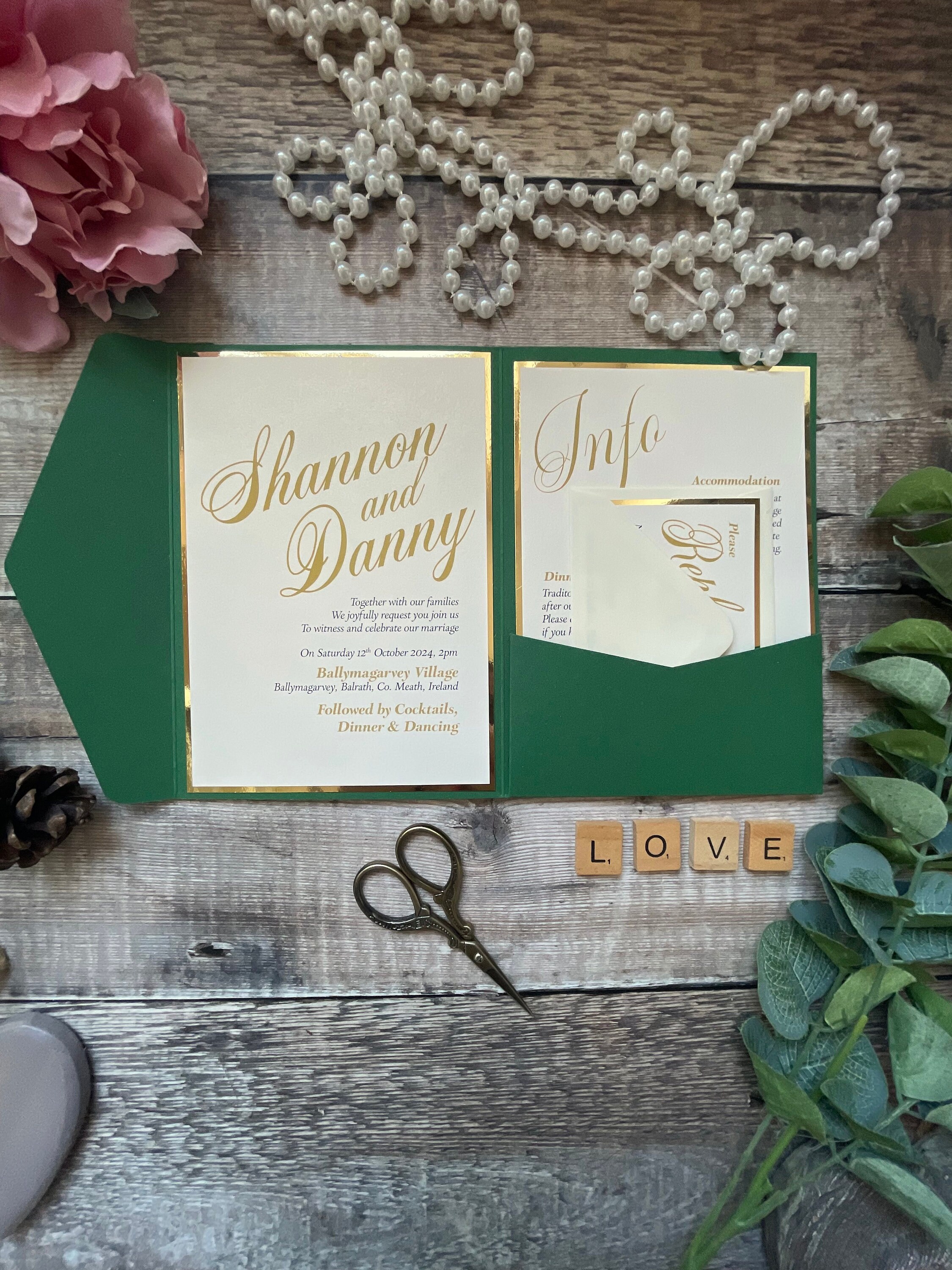 Emerald Green & Gold Pocket Fold Wedding Invitations. Glitter - Etsy UK