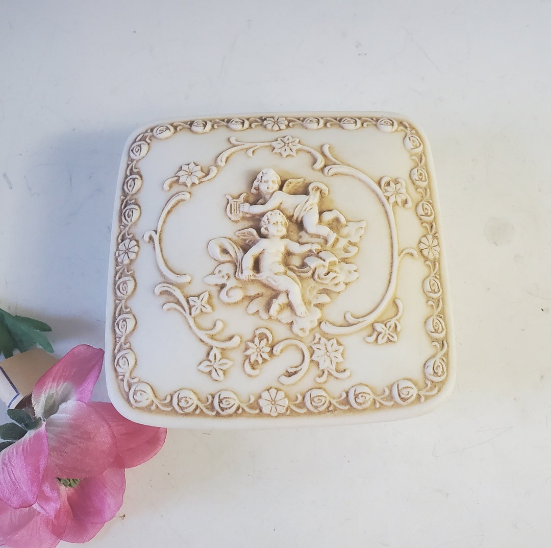 Cherub Vanity Dish, Lidded Budoir Dish, Vanity Cache Dish, Cache Jar ...
