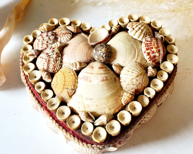 Vintage Heart Shaped Shell Jewelry Box, 1970s Jewelry Box, Trinket Box ...