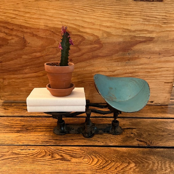 Vintage Metal Scale - Etsy