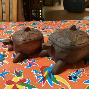 Vintage Pair of Hand Carved Wooden Turtles or Tortoises With Lids - Etsy