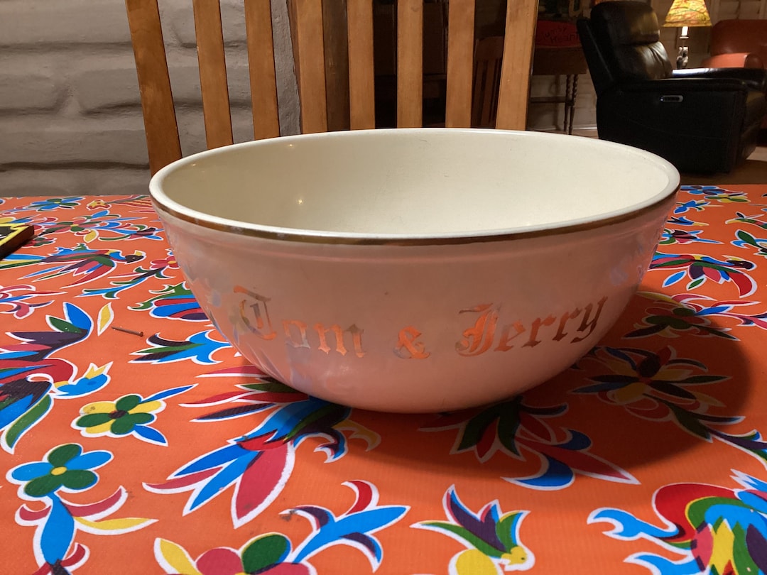 Vintage Homer Laughlin Tom & Jerry Punch Bowl - Etsy