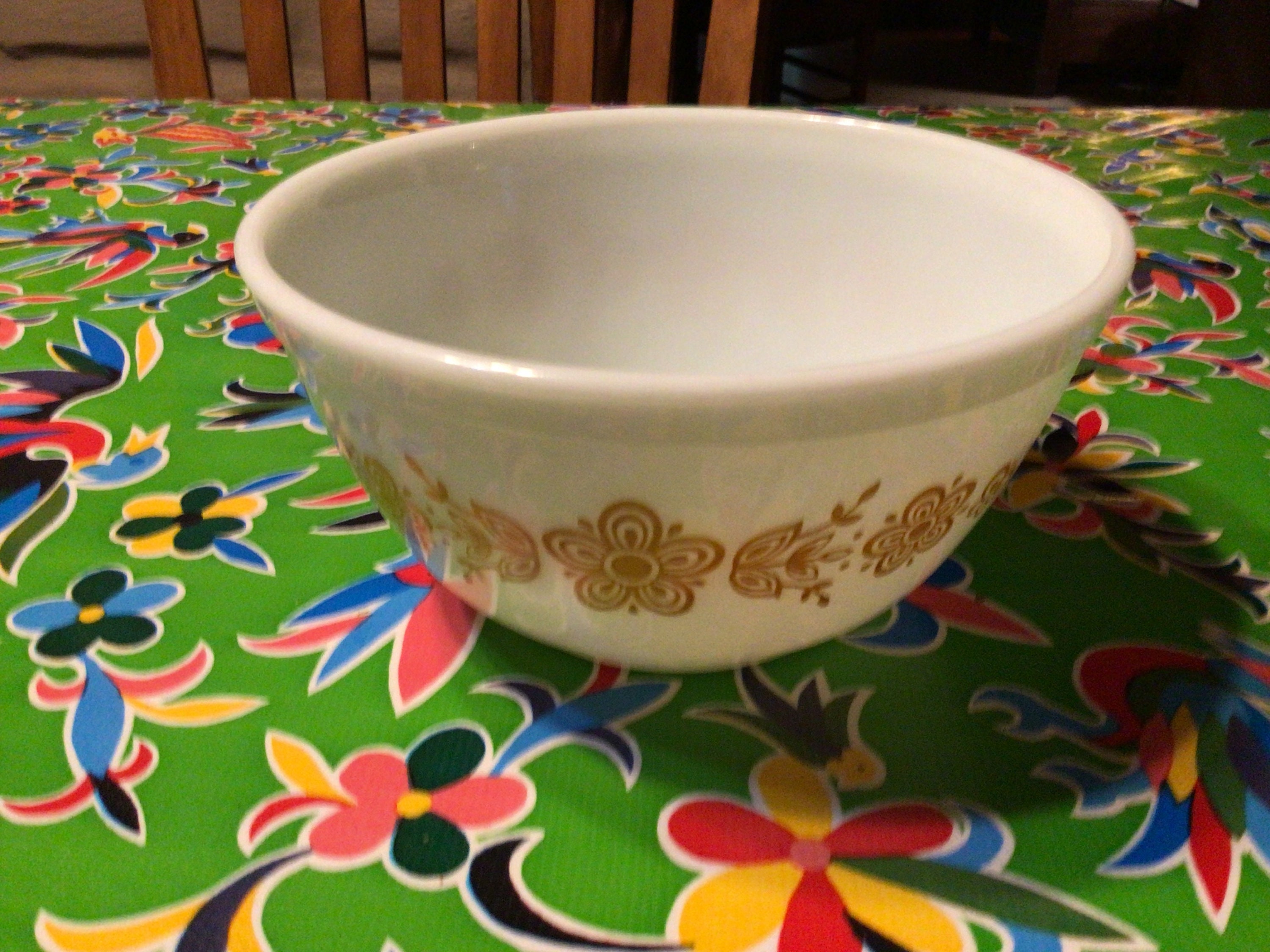 Vintage White 1.5 Quart Pyrex Mixing Bowl With Butterfly Gold Floral ...