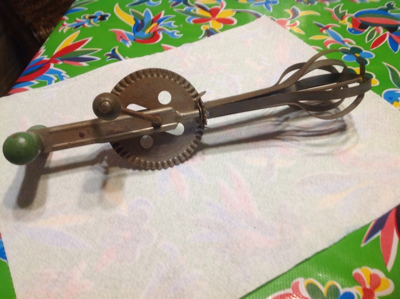 Vintage A & J Super Speed Drive Beater With Green Wooden Handles - USA ...