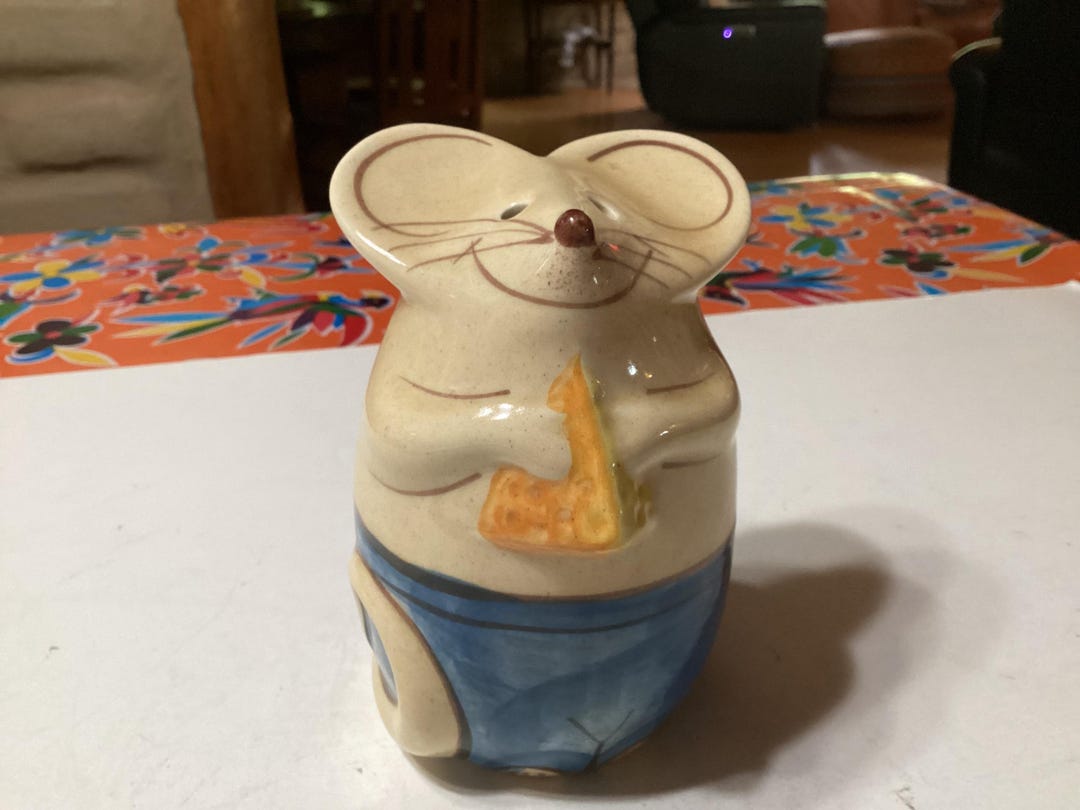 Vintage Cute Hand Painted N. S. Gustin Ceramic Mouse Parmesan Cheese ...