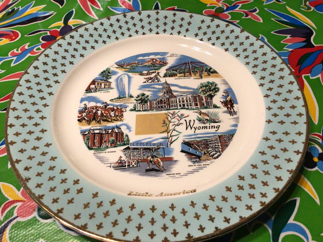 Vintage Ceramic Souvenir Plate- Little America, Wyoming - Etsy