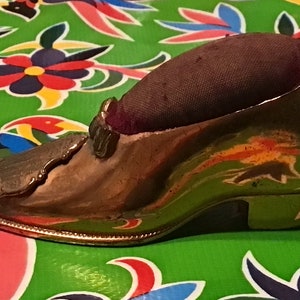 Vintage Jennings Brothers Metal Woman’s Shoe Pin Cushion J.B. 1852 ...