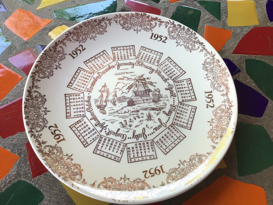 Vintage 1952 Ceramic White Calendar Plate With Dutch Designs - Etsy