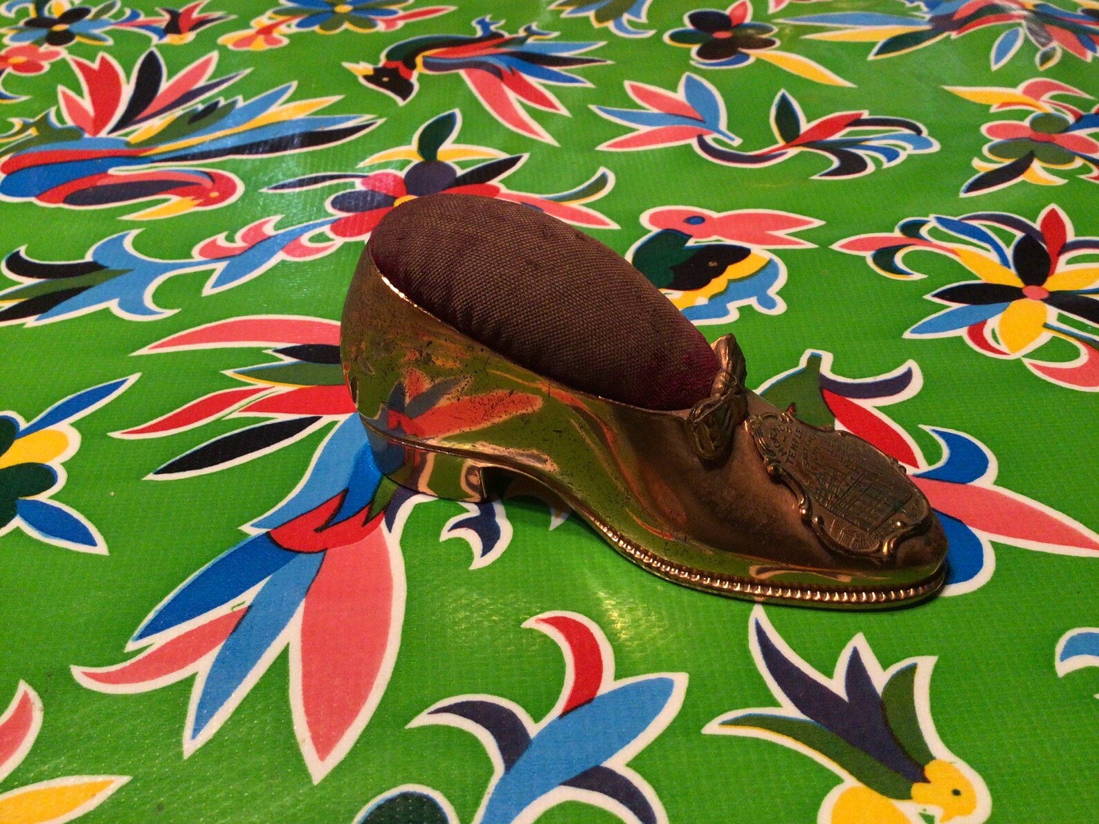 Vintage Jennings Brothers Metal Woman’s Shoe Pin Cushion J.B. 1852 ...